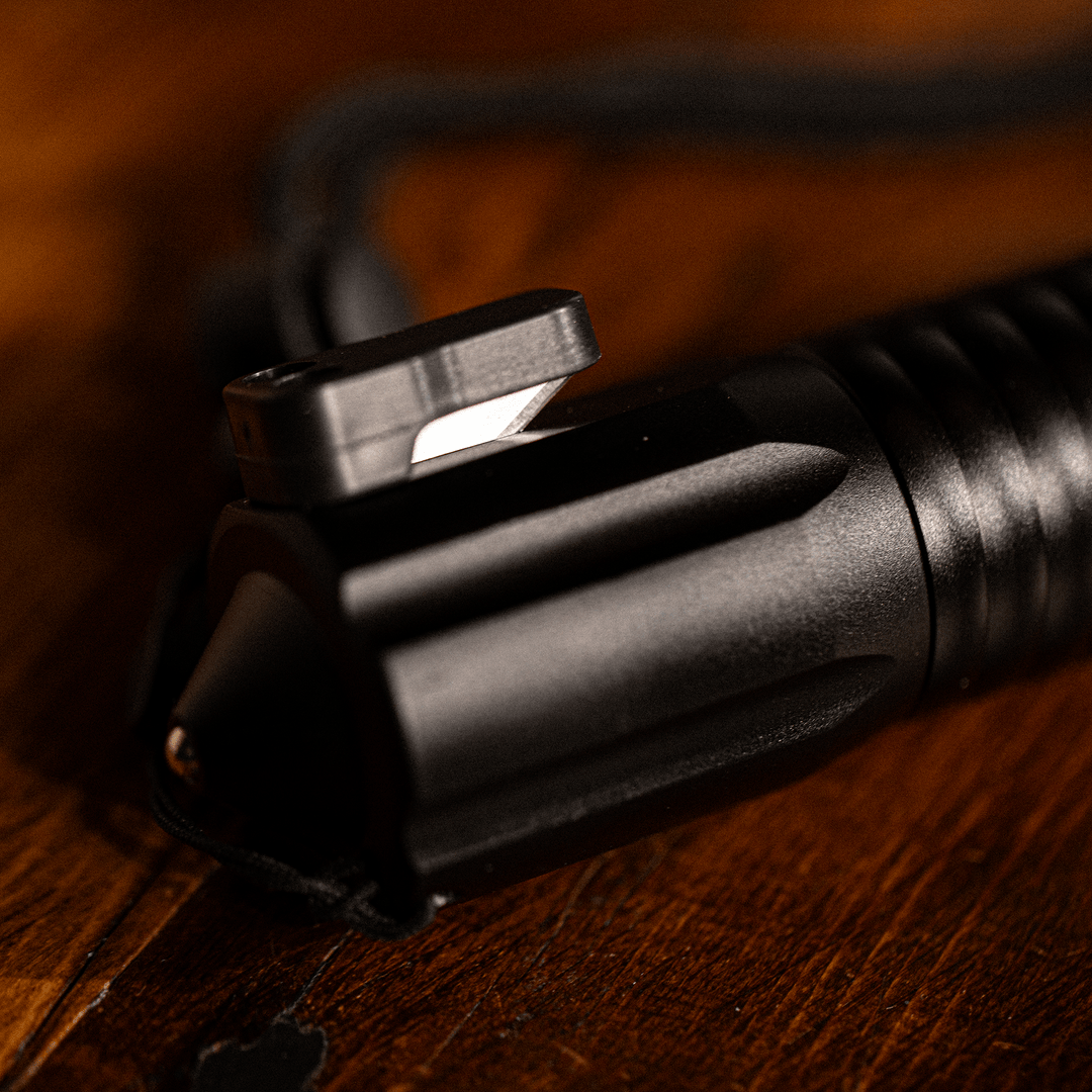 NOVA Knife P90 High Intensity Survival Flashlight – Lone Survivalist